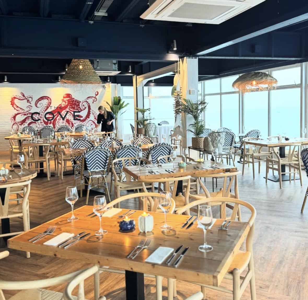 The Cove - South Caernarvonshire Yacht Club